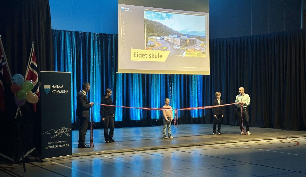 Takk for festen, Eidet skule! - Haram kommune